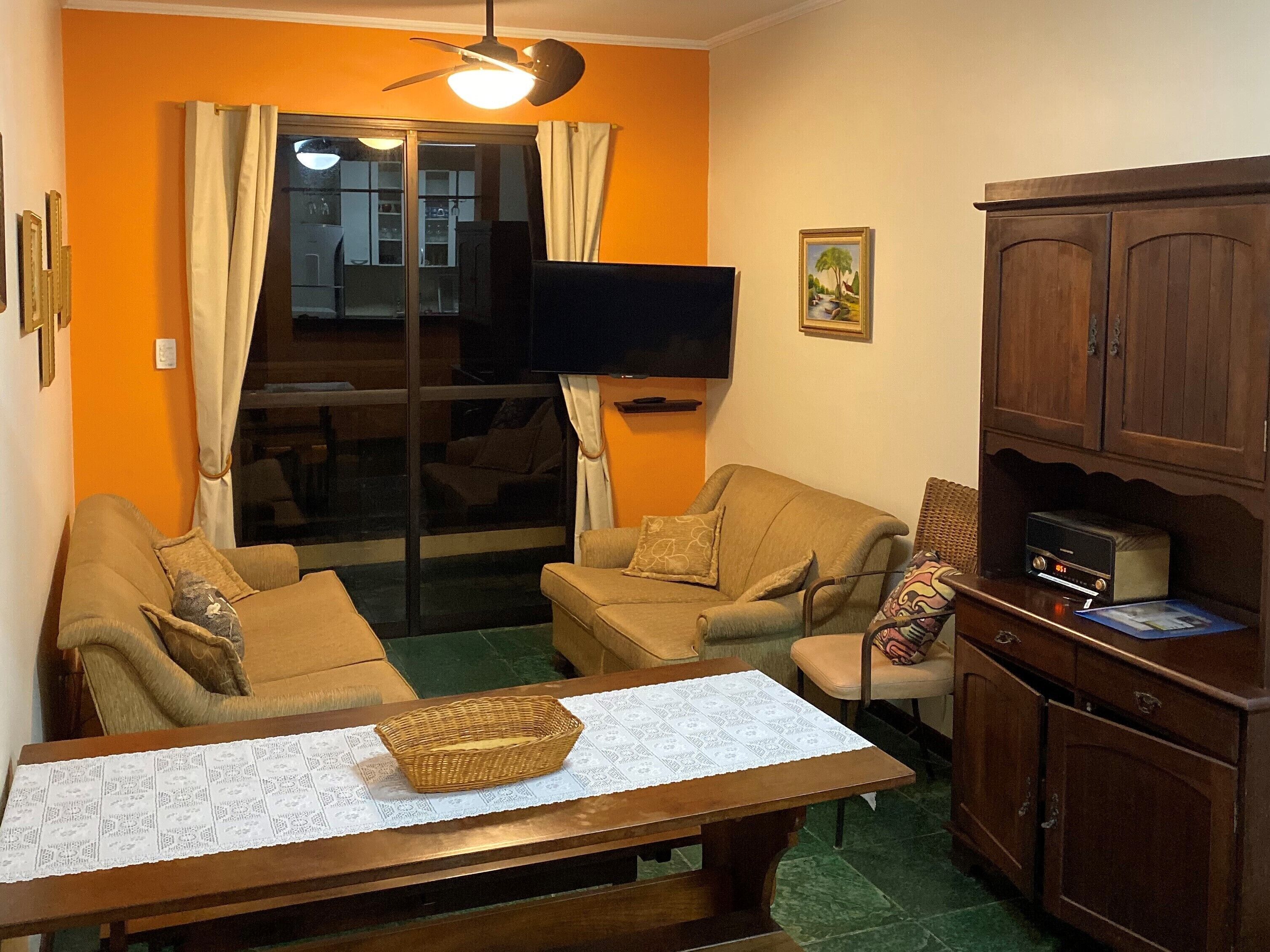 Apartamento Na Praia Grande à 100 M Da Praia - Ubatuba