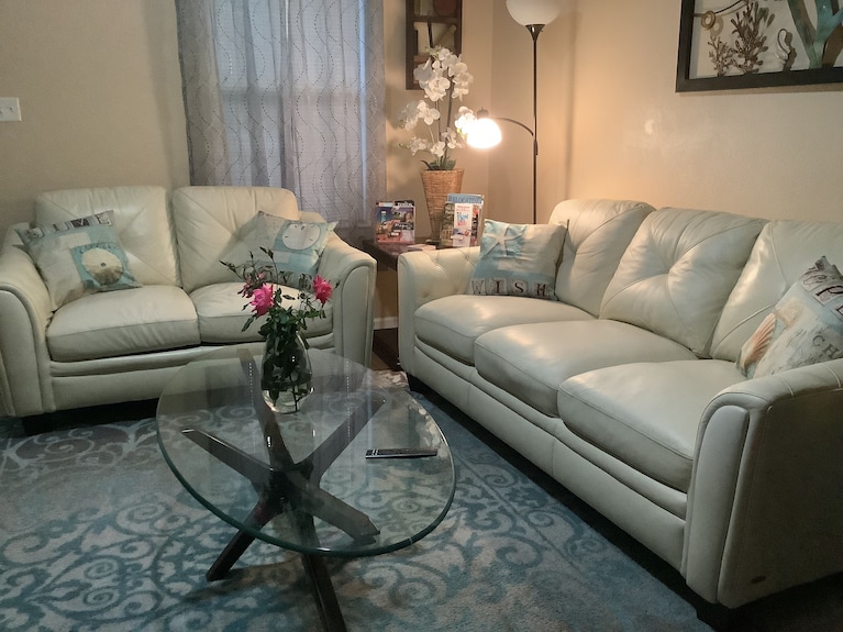 Townhouse In Gulfport - 빌럭시