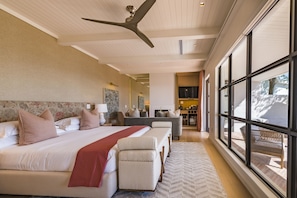 Suíte (Provencal) | 1 quarto, frigobar, cofres nos quartos, individualmente decorados