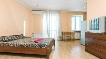 Apartamento Standard | Ferro/tábua de engomar, Wi-fi grátis, roupa de cama fornecida