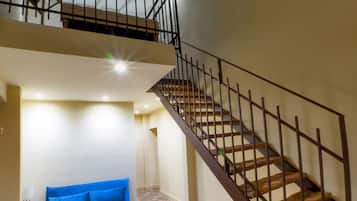 Quarto família | 1 quarto, frigobar, escrivaninha, quartos à prova de som