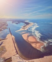 Perto da praia, ioga 