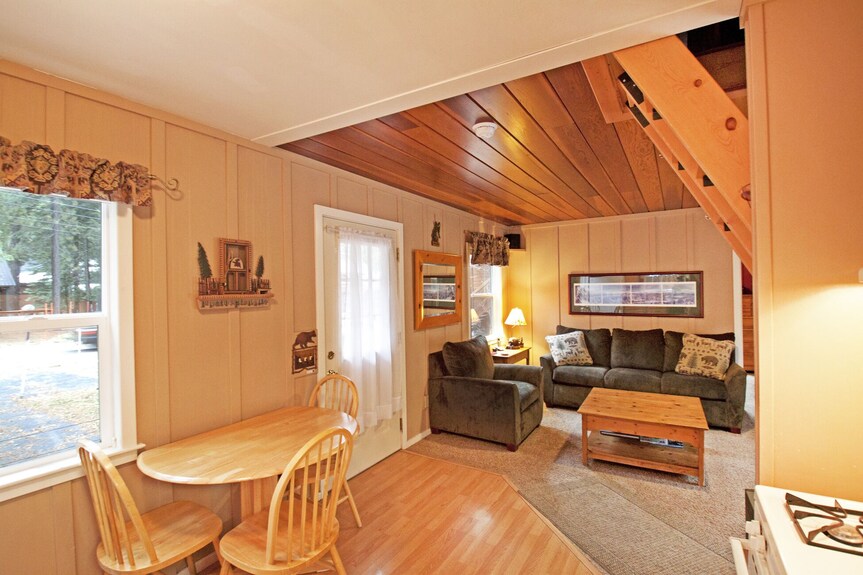 Tahoe Park Cottage - West Shore Getaway - Ideal For Couples Or Small Families - Lake Tahoe