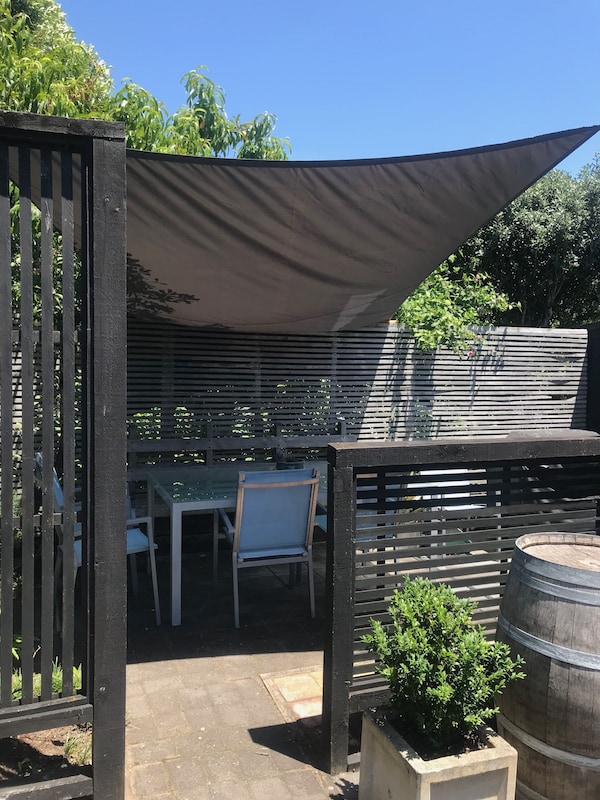 Casa De Vacaciones Privada Y Tranquila A Solo 50 Metros De La Playa - Hahei
