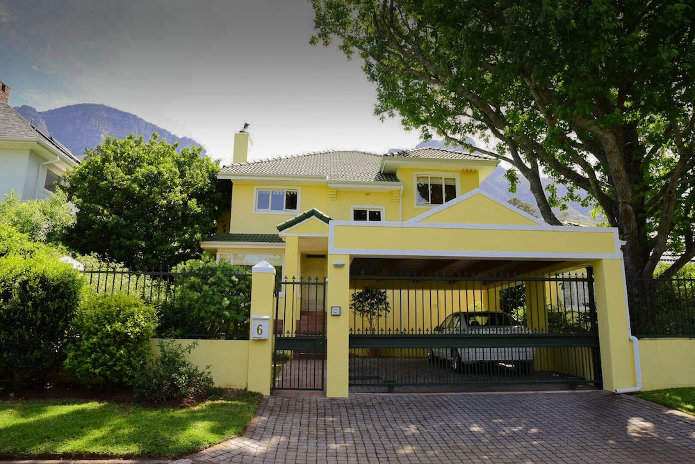 On Pinewood Guest House - Kaapstad