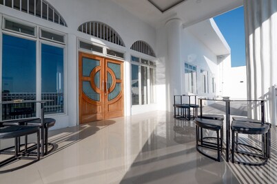 Capital O 1888 Griya RW Family Guest House