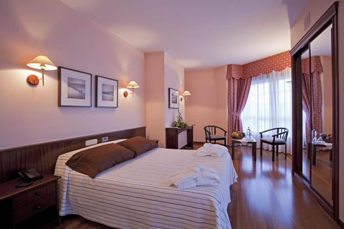 Cofre no quarto, Wi-fi grátis, roupa de cama fornecida