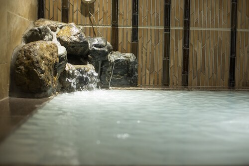 Onyado Nono Kyotoshichijo Natural Hot Springs Reviews, Deals & Photos ...