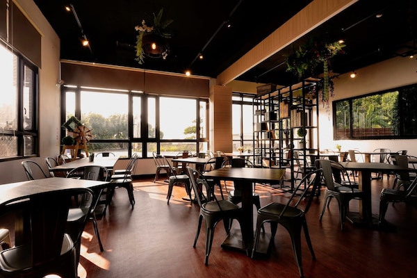 K-1 Hotel - Tianzhong Township