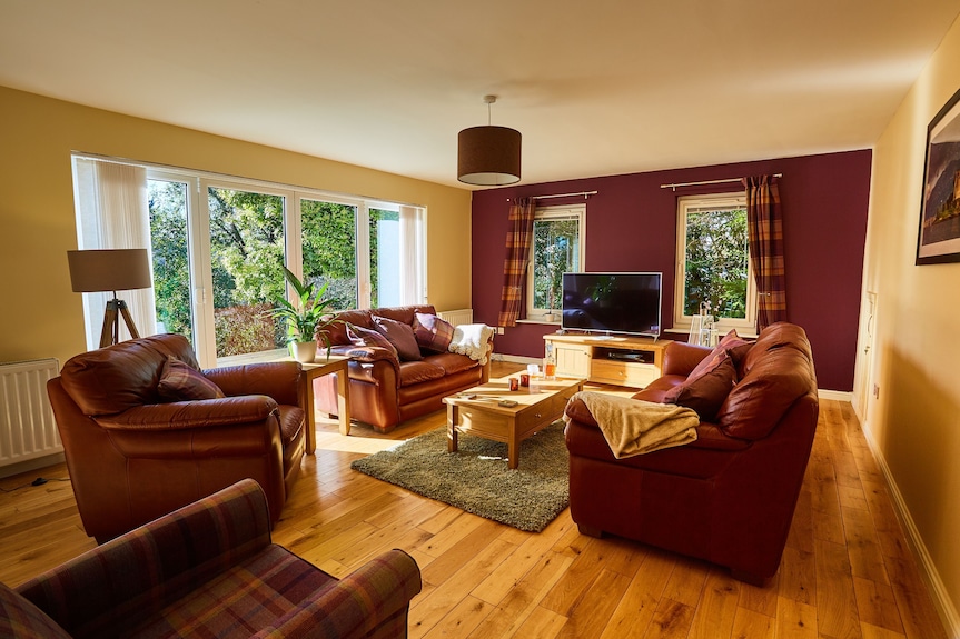 Chapelhill-sleeps 8 - Sleeps 8 Guests In 4 Bedrooms - Loch Lomond