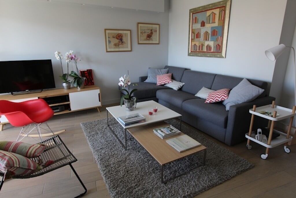 South Facing Apartment, Sea View, Near Beach / Center, Terrace, Aircon, Parking - Cassis
