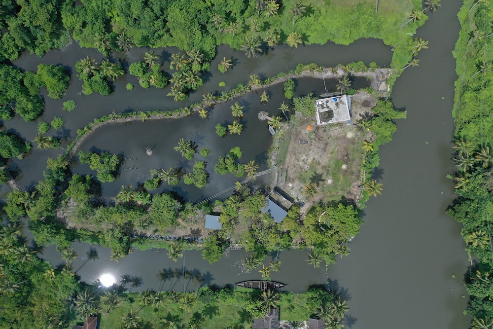 Inland Island - Back To Nature - Kochi, India