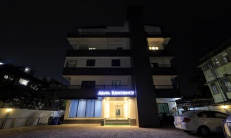 Fachada do alojamento (tarde/noite)