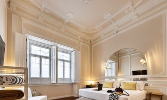 Minibar, cofre no quarto 