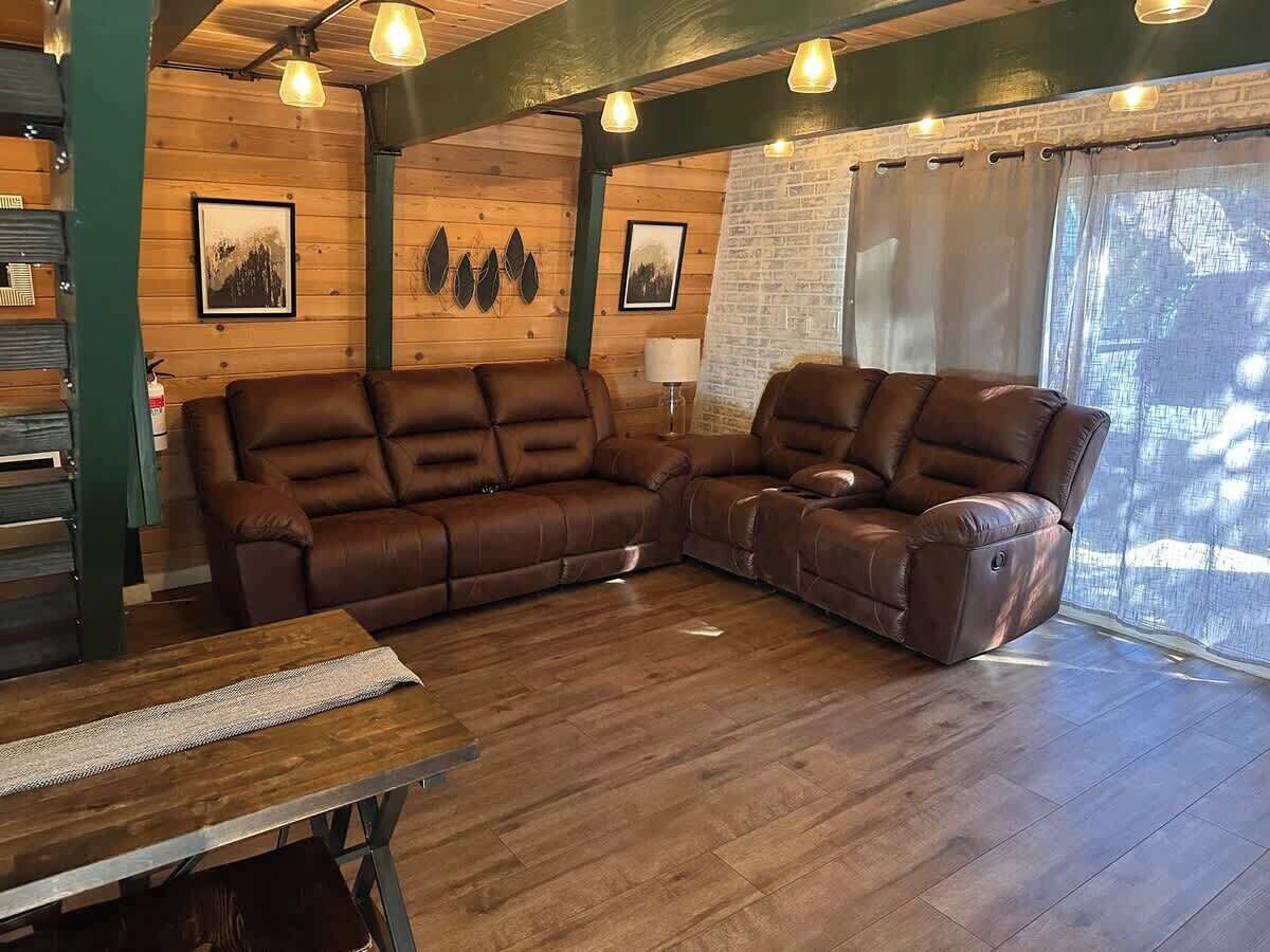 Paradise Cabin  Spa  Pup Friendly  Fenced Yard - Big Bear, CA