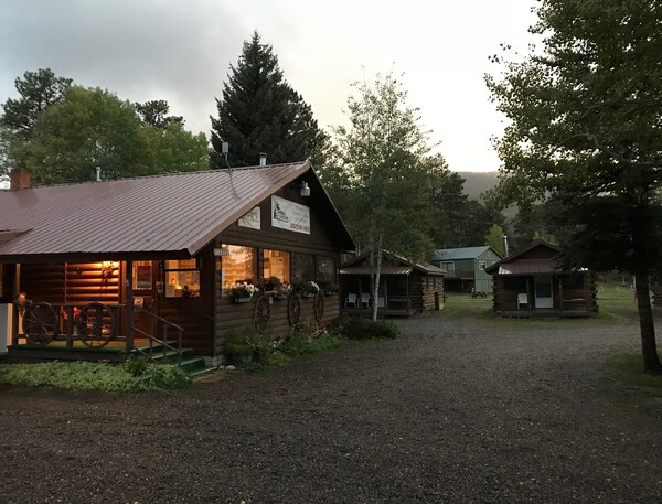 Grandview Cabins & Rv Resort - Colorado