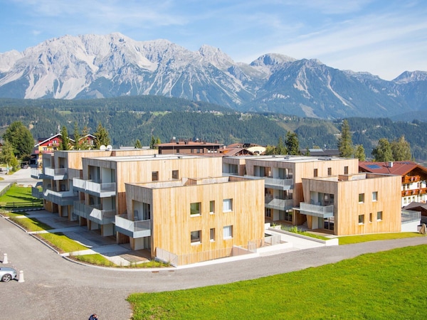 Apartment With Balcony Or Terrace - Schladming
