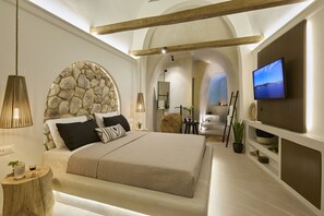 Cofre no quarto, ferro/tábua de engomar