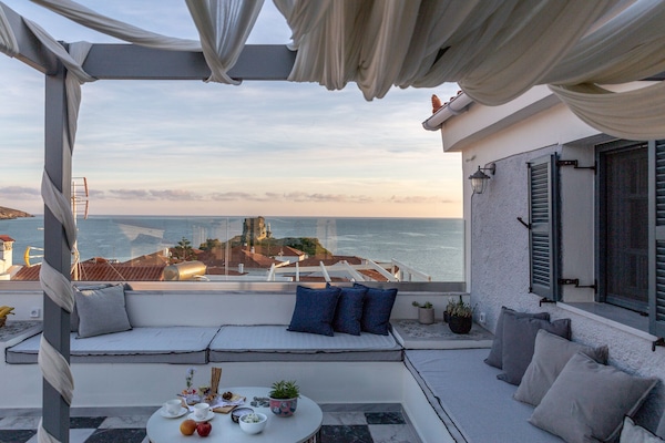 Suite Superior, vista parcial para o mar (Odysseus) | Terraço/pátio interior