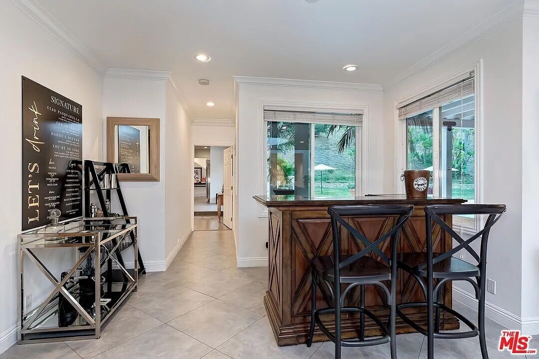 21 Party Houses To Rent For One Night In Los Angeles - Updated 2024 ...