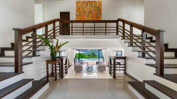 4-Bedroom Villa with Private Pool | Interior