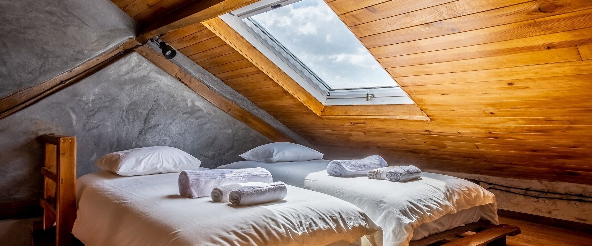 Casa, 1 quarto (5) | 1 quarto, com decoração personalizada, com mobília individualizada 