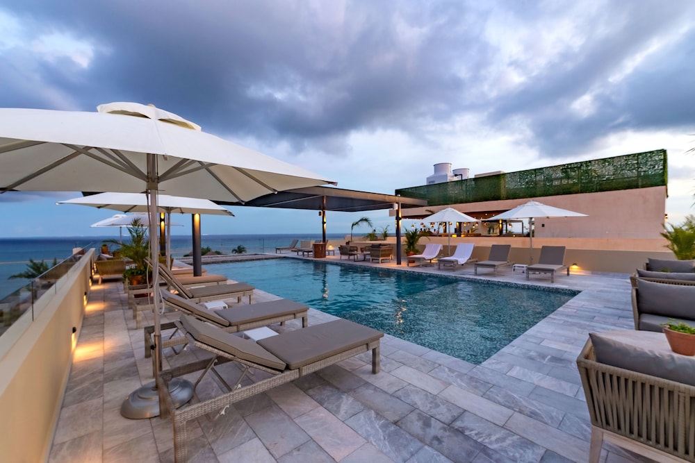 Singular Joy Vacation Rentals - Playa del Carmen