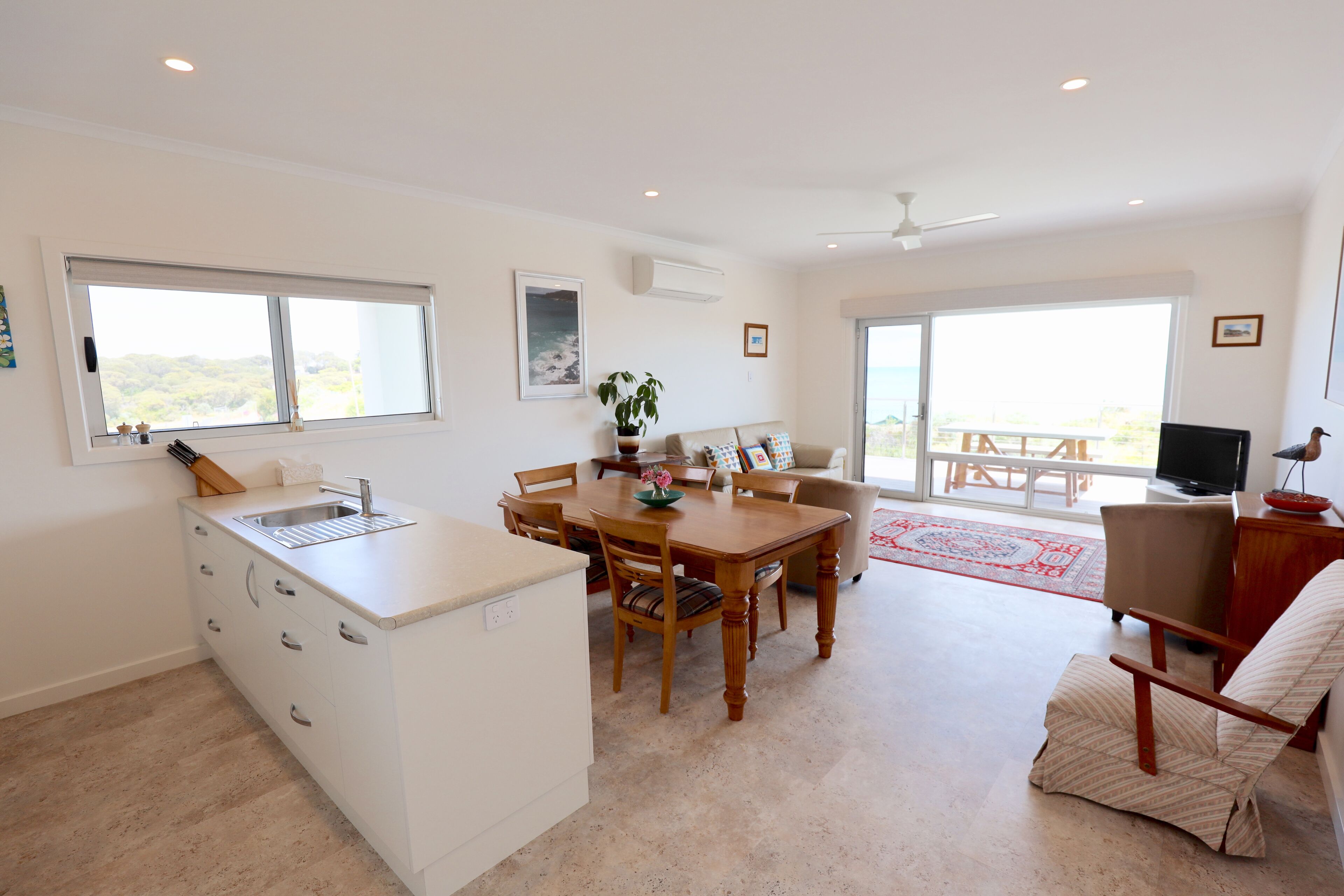 Baylys Reef - Beachside Retreat - Robe