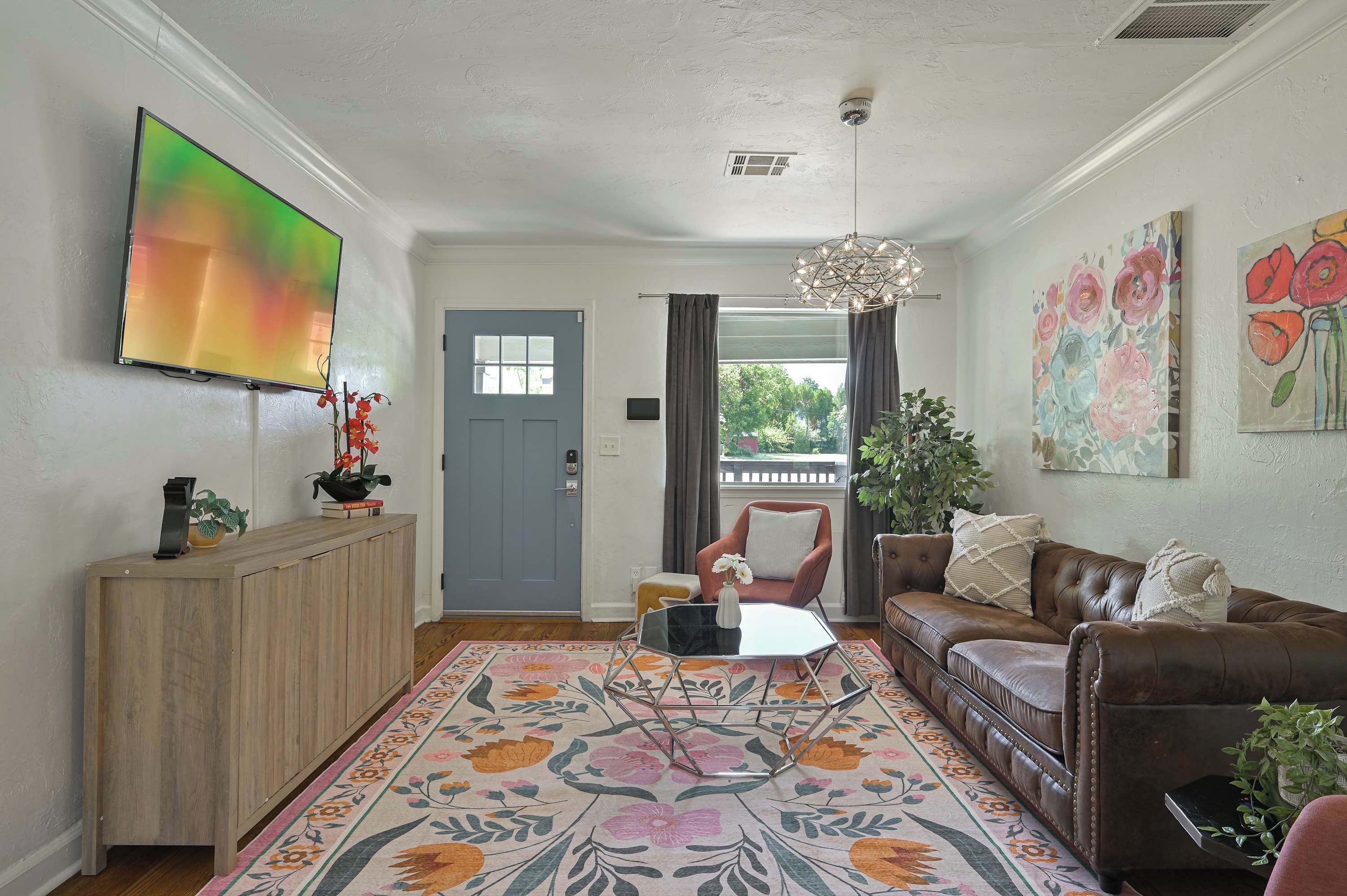 Communal Crashpad - The Village, OK