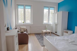 Quarto Duplo ou Twin Standard | Ferro/tábua de engomar, Wi-fi grátis, roupa de cama fornecida 