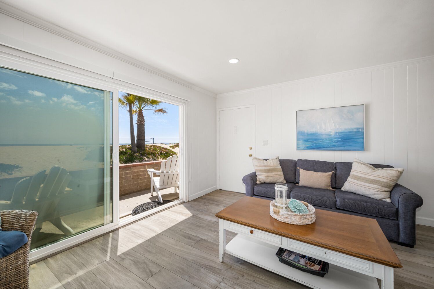 Oceanfront Triplex With Ocean Views & Patio - Laguna Beach, CA