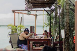 Café da manhã continental grátis todos os dias