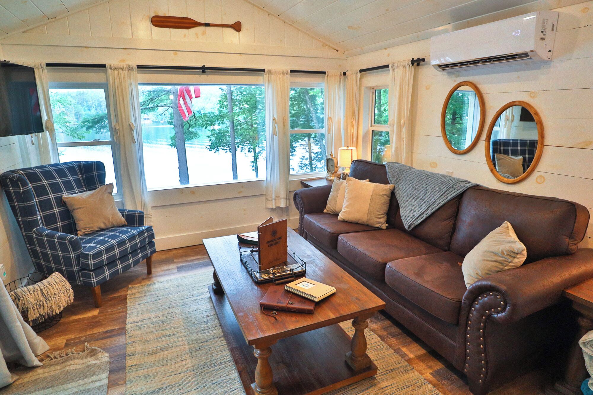 Shoreline Chateau-lakefront-large Dock-gameroom- Hot Tub-walk Out Deck-lake View - Lake George, NY