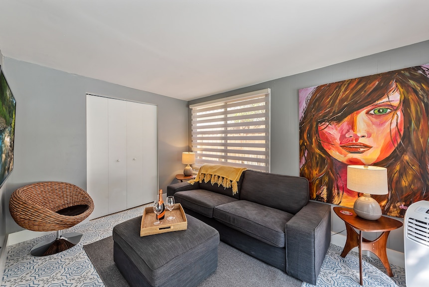 Oversized Saltwater Pool! Private & Peaceful Tropical Chic Oasis! - Fort Lauderdale, FL