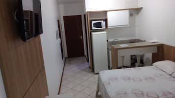 Estúdio Familiar | Sala de estar | Televisor LED de 32 polegadas com canais via satélite, televisor