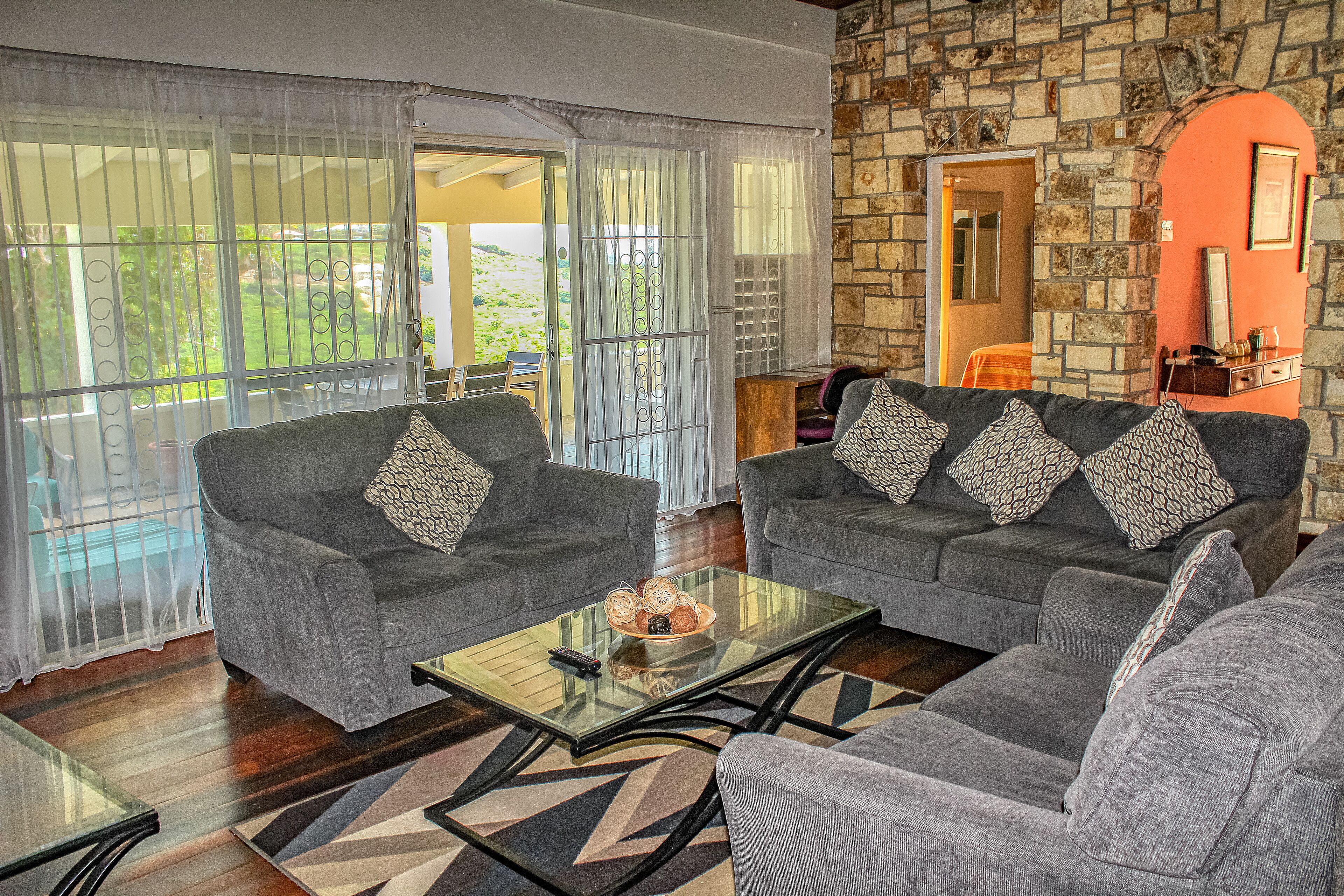 A Spacious, Beautiful Villa, With A Well Maintained Private Pool - Antigua and Barbuda