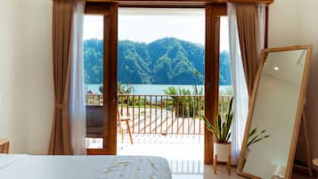 Vila luxo, 2 quartos, vista para a montanha | 1 quarto, escrivaninha, quartos à prova de som, Wi-Fi de cortesia