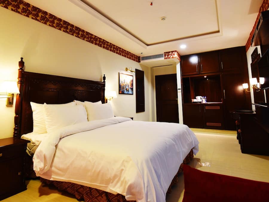 Quarto luxo | Edredons de pluma, frigobar, cofres nos quartos