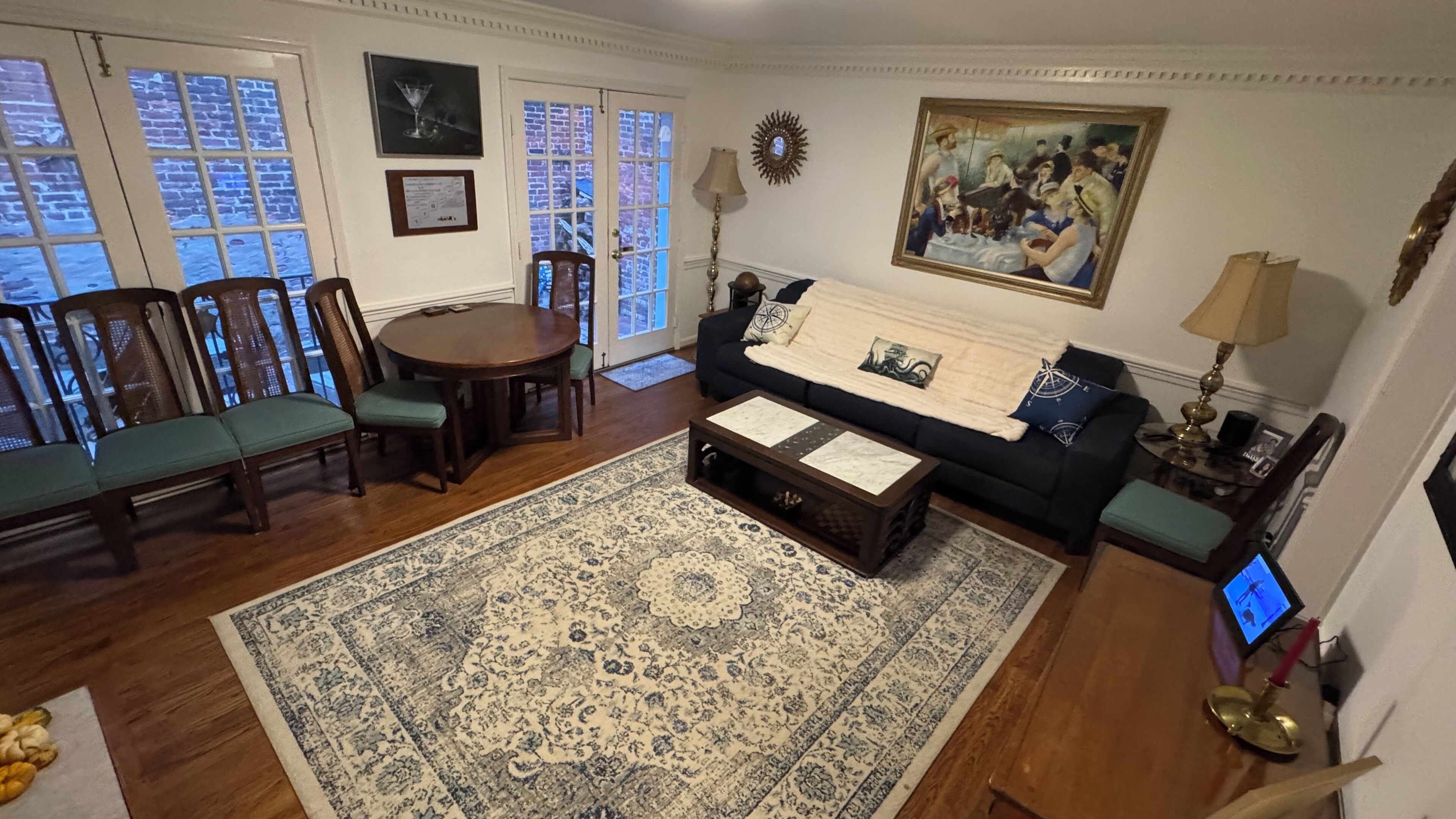 Captain's Quarters -Luxurious Home On Captains Row - Alexandria, VA