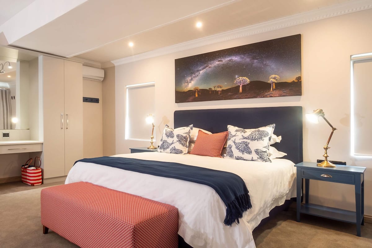 Suite-Estúdio Panorâmica | 1 quarto, cofre com capacidade para portátil