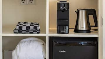 Apartamento, 1 cama de casal, vista para o canal | Comodidade do quarto