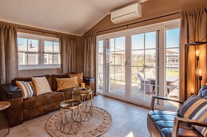 Chalé Panorâmico | Com decoração personalizada, com mobília individualizada