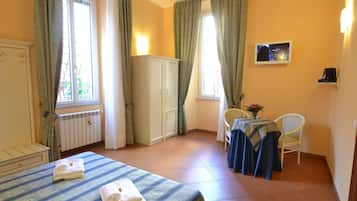 Quarto Duplo ou Twin | Cofre no quarto, cortinas/cortinados opacos, quartos insonorizados