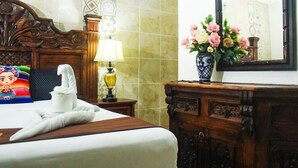 Roupas de cama premium, ferros/tábuas de passar roupa, Wi-Fi de cortesia