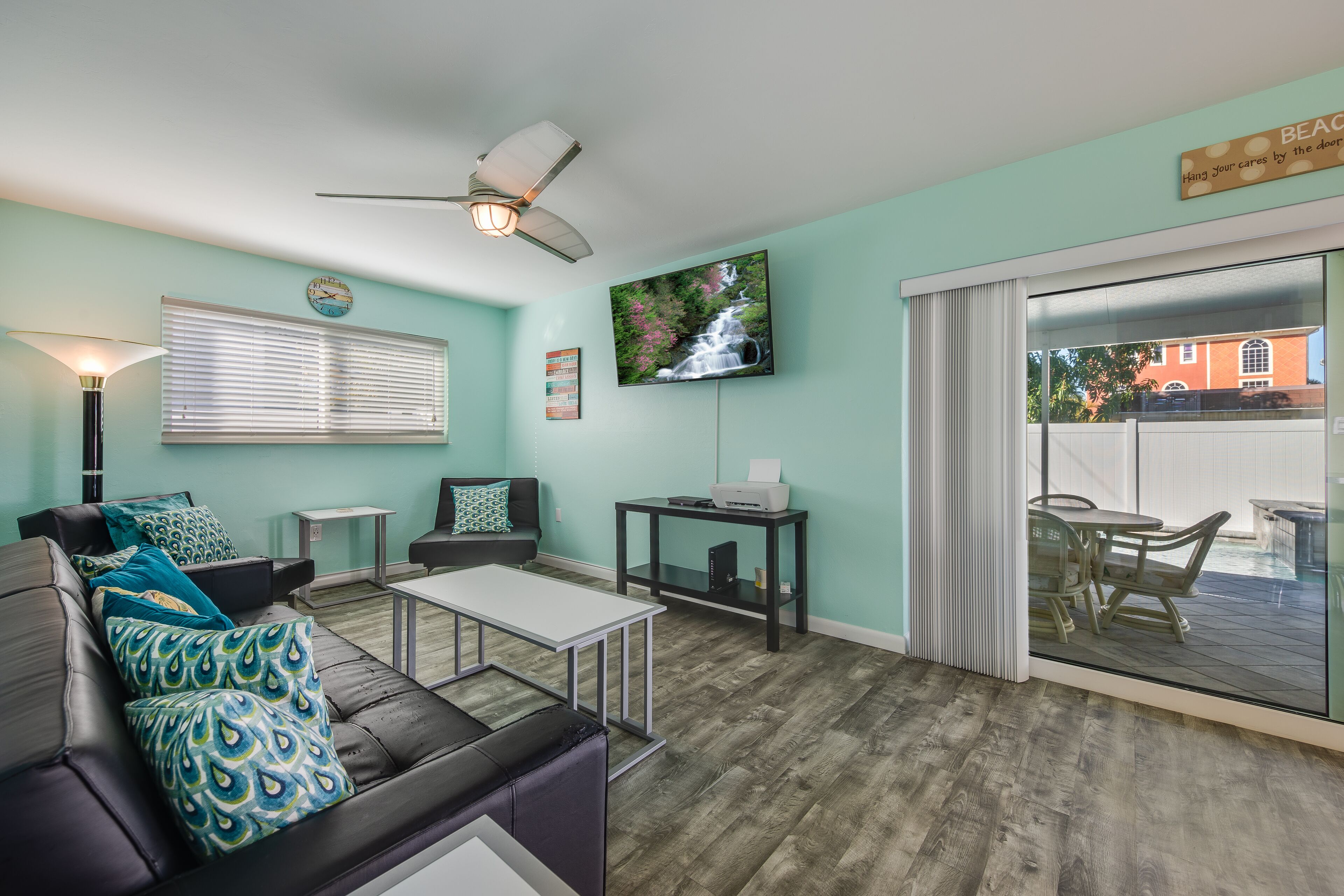 Beach Bungalow 2b/2b Private Pool/spa, North End, Newly Renovated - Fort Myers Beach, FL