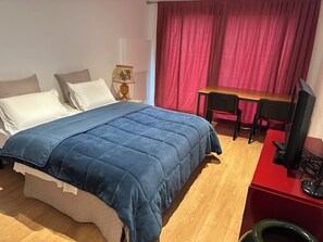 Quarto Duplo | Com decoração personalizada, com mobília individualizada 