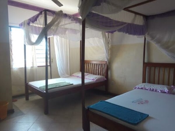 Ropaka Hotel - Mombasa