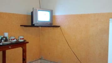 Quarto Duplo ou Twin | Secretária, ferro/tábua de engomar, Wi-fi grátis