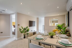 Apartamento | Sala de estar | Smart TV de 49 polegadas com canais digitais 
