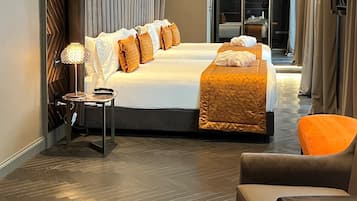 Suite Signature, 1 quarto | 1 quarto, roupa de alta qualidade, minibar, cofre no quarto